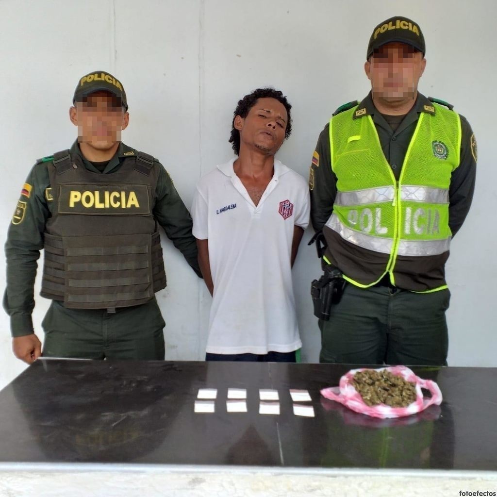 Lo agarraron con marimba y posó para la foto - El Callejero